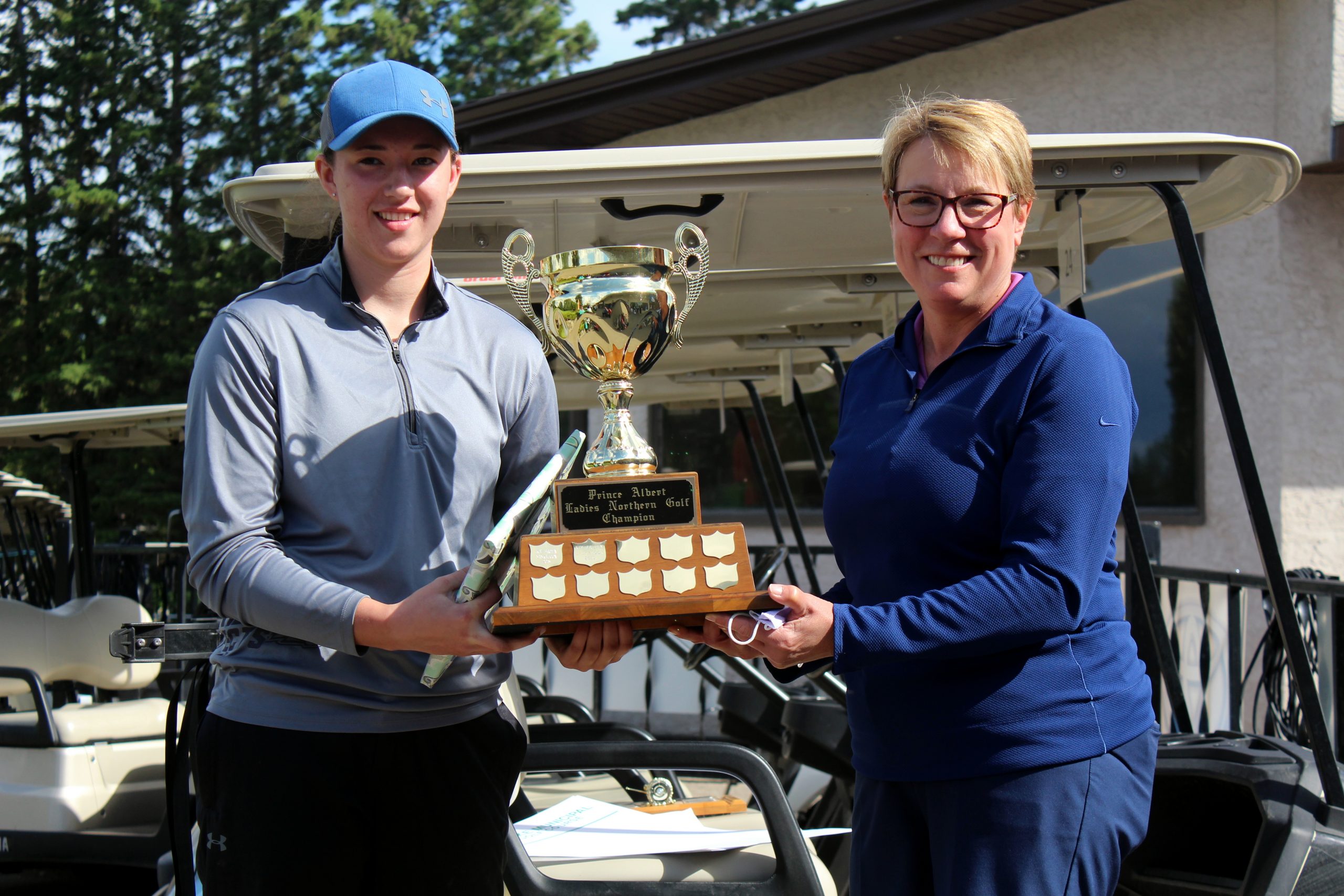 Season off to a sizzling start for Fry; wins Ladies Northern - Golf ...
